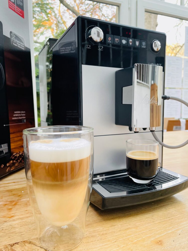 ᐅ Melitta Latticia OT Test 2026: Der kleine Vollautomat